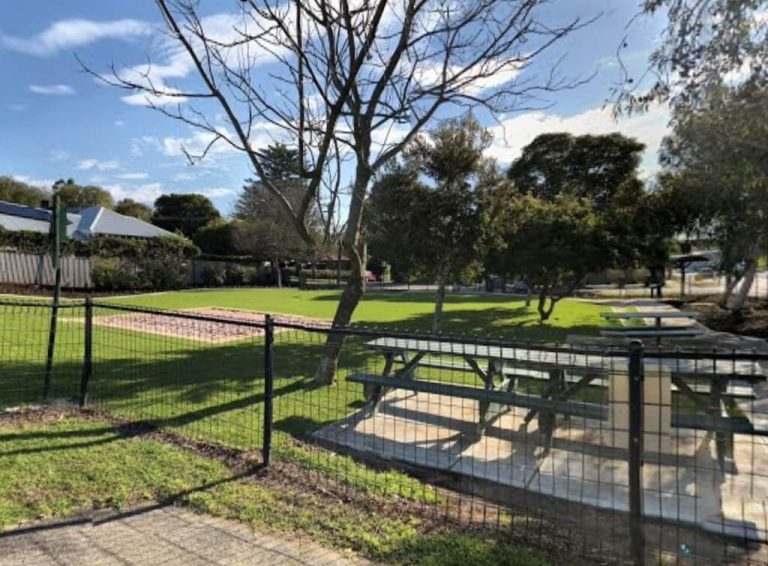 Best Off-Leash Dog Parks Perth | Fully Fenced, Enclosed Parks